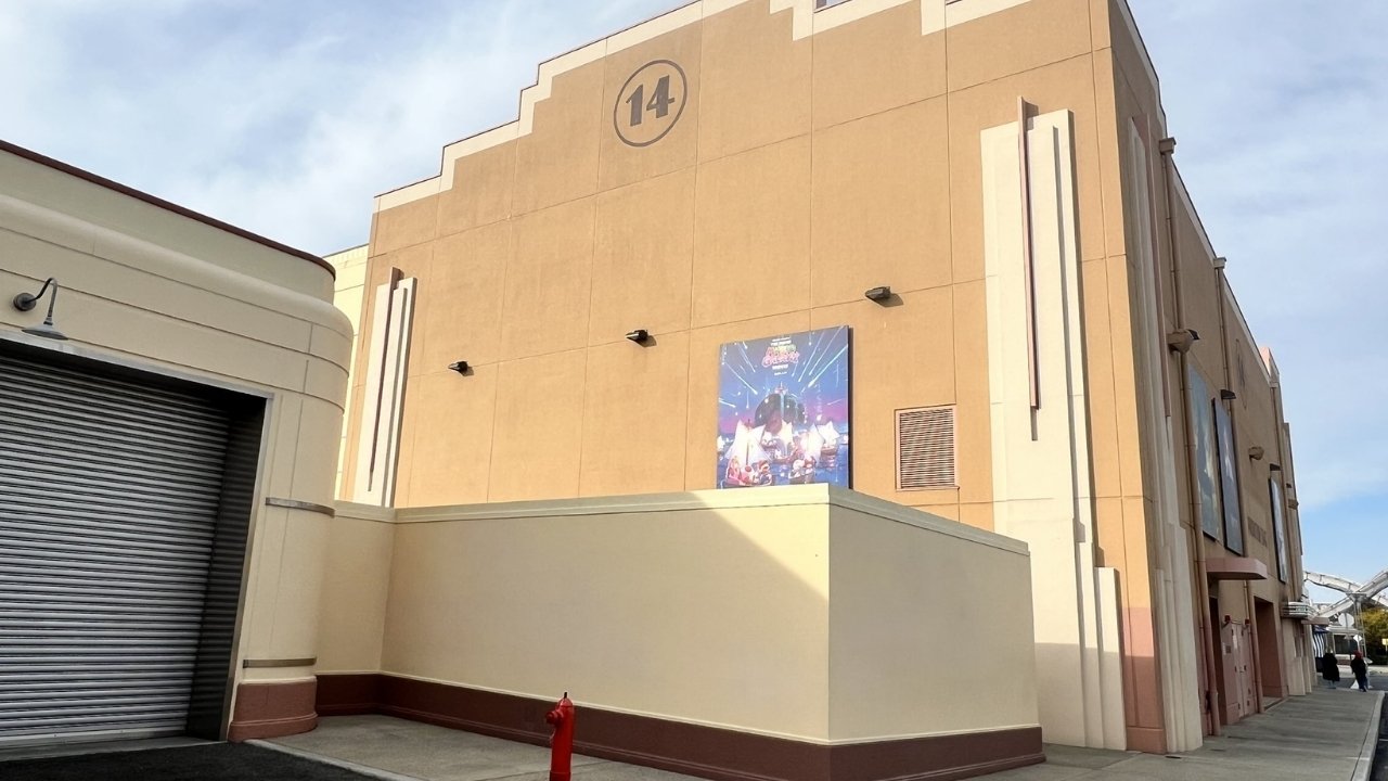 FOTO - Super Mario Galaxy Il Film: Il primo poster gigante "invade" gli ...